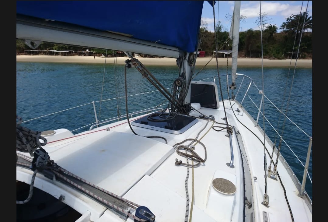 Veleiro FAST 303 à venda (TT) - Yanhmar 30 Hp VALOR R$ 220.000 Agora R$ 160.000 - Náutica Seligra